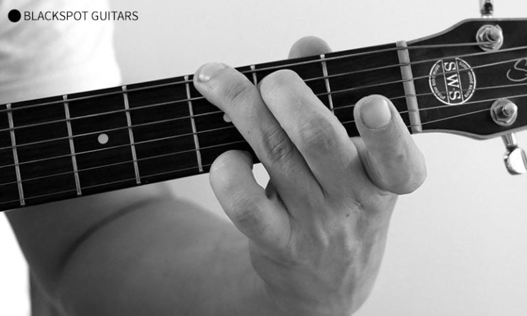 5 Easy G Major Guitar Chord Variations (with charts & fingering ...